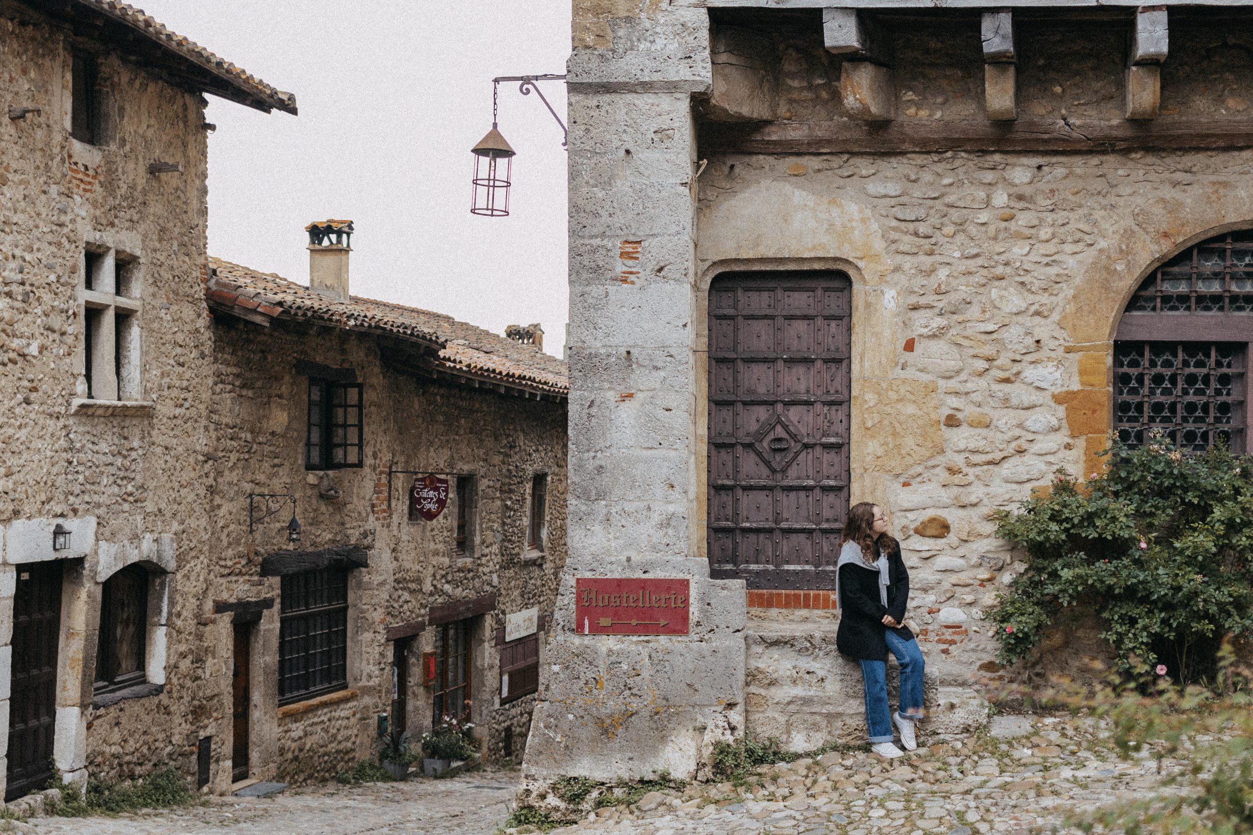 Pérouges Medieval Village - Tasty Lyon